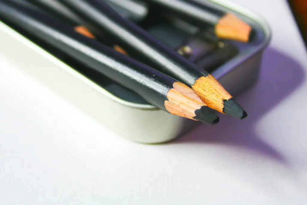 Drawing Materials & Tools - draweazy